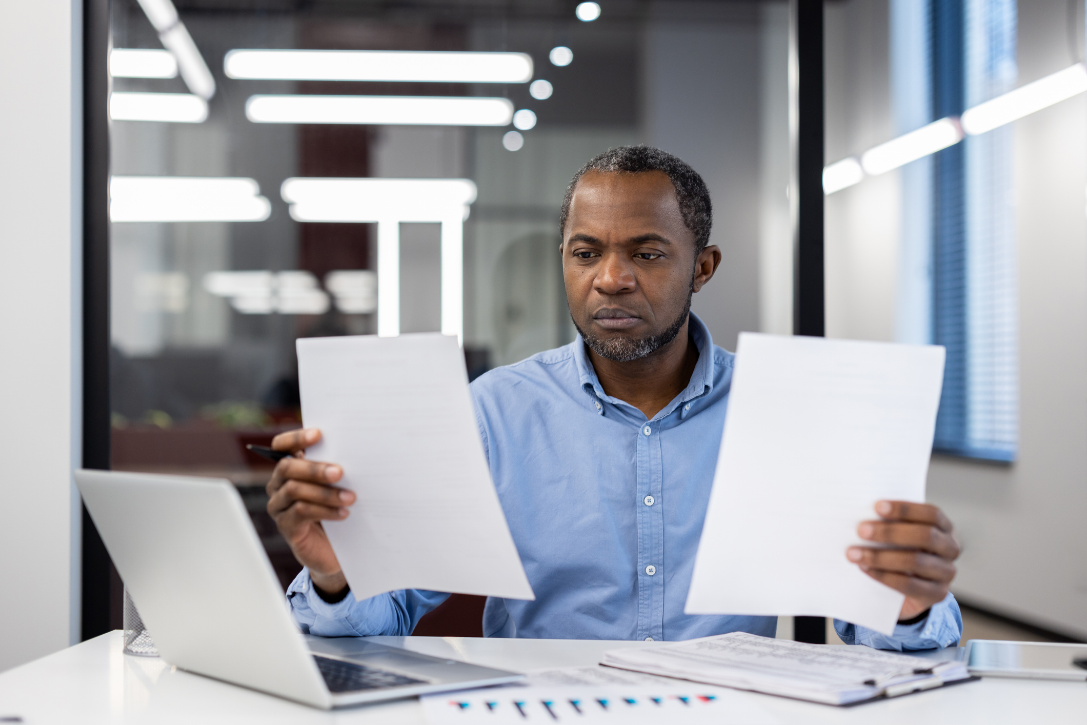 EB-1 vs. EB-2 Visa: Differences, Eligibility, Green Card Strategy
