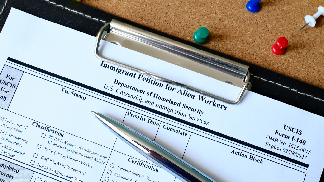 Form I-140 Guide: Eligibility, Timelines - 2026 Updates